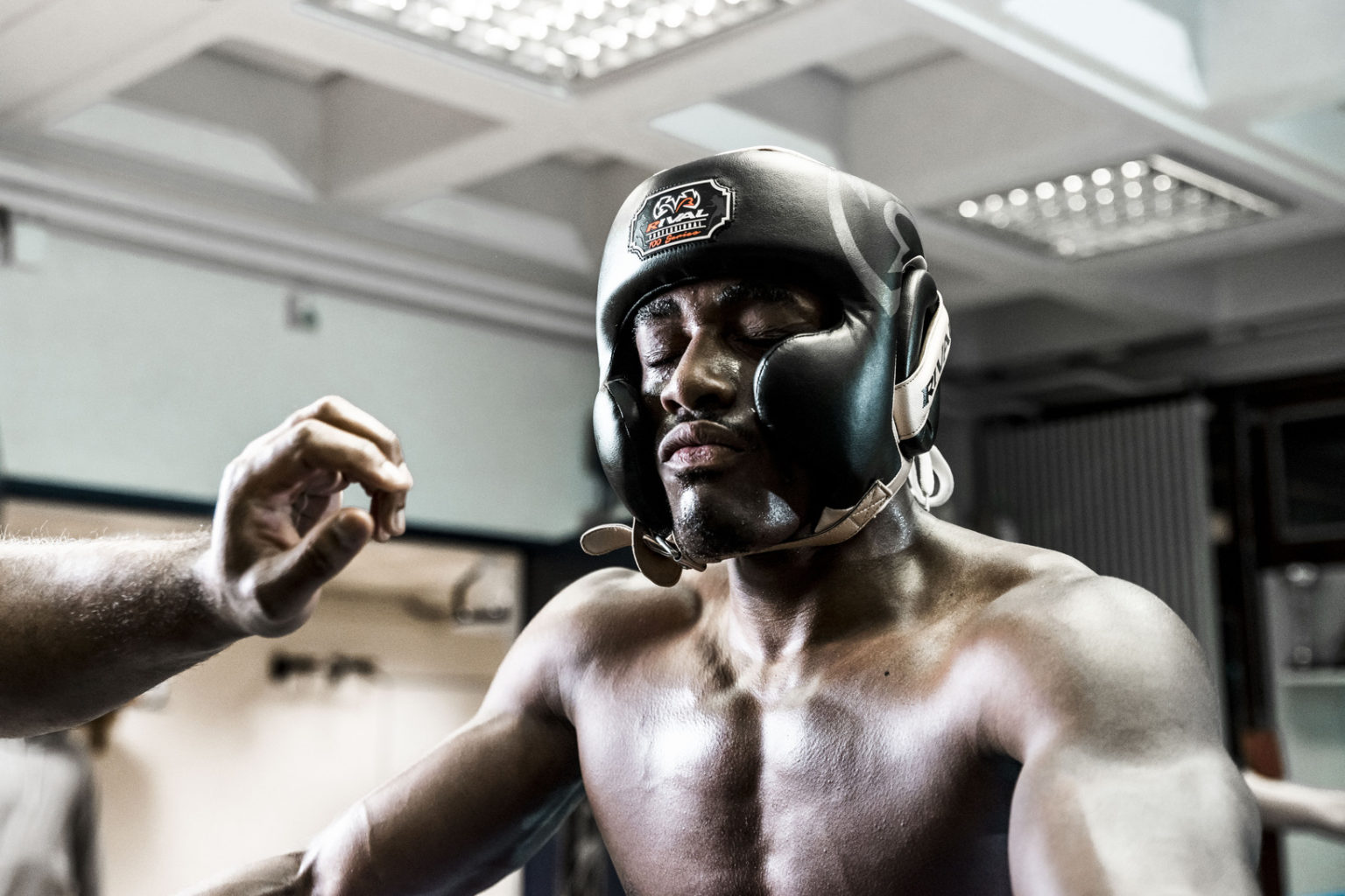 Reportage : Bakary Samake se prépare ardemment - BoxeNet.fr